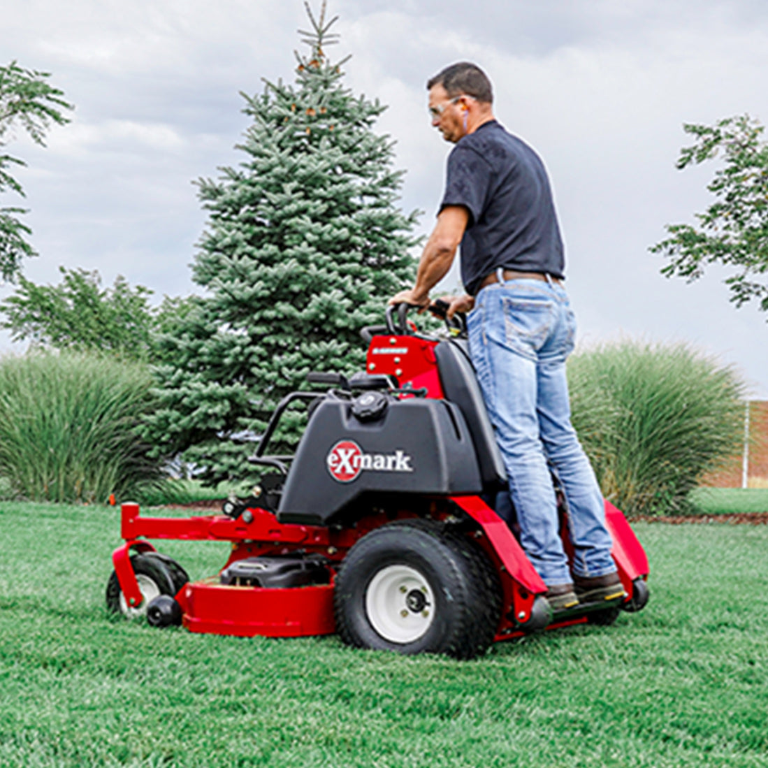 Exmark Vertex S-Series VXS730GKA52400 52 In. Zero Turn Mower — Russo ...